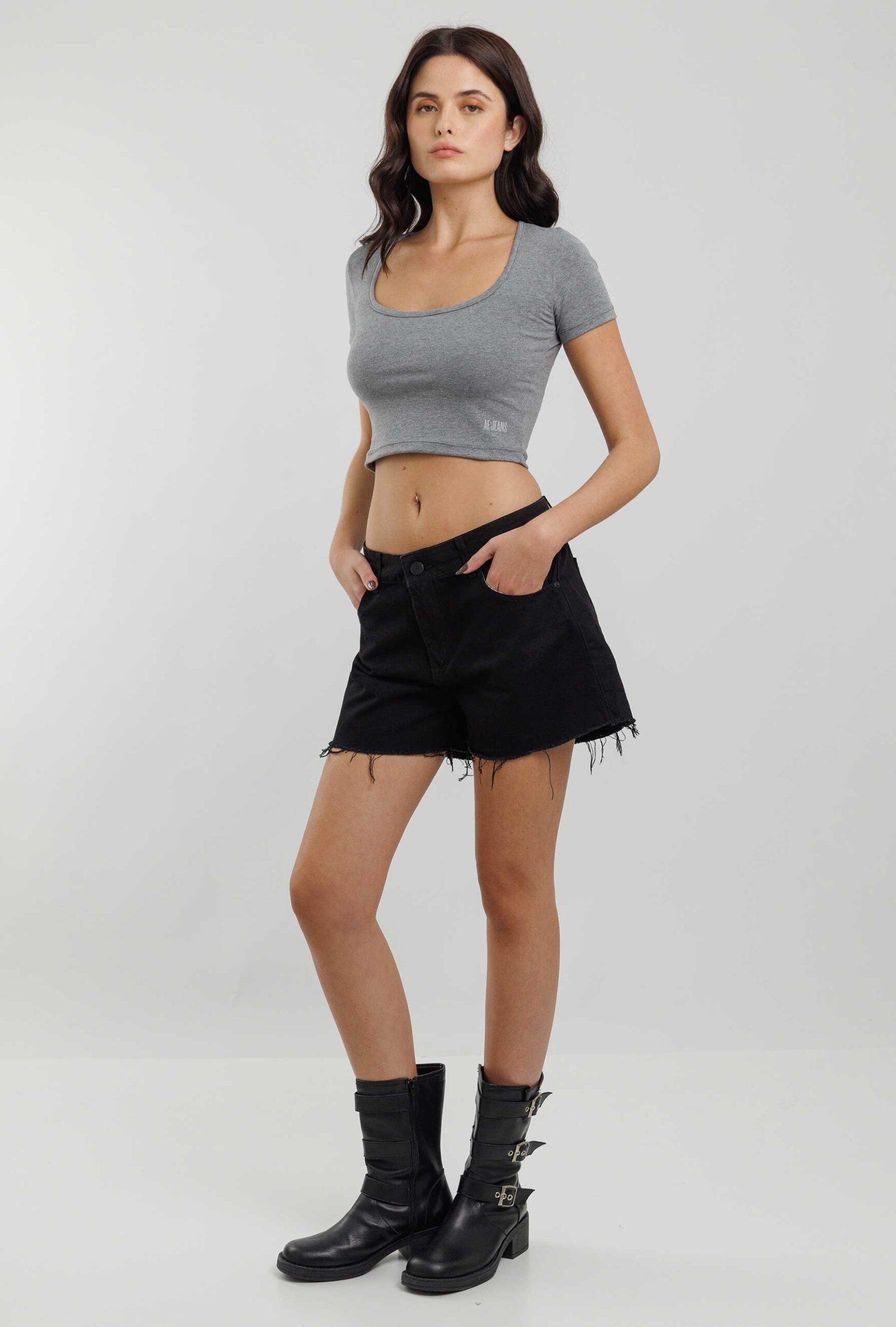 SHORT CONSUELO - Arka Stores